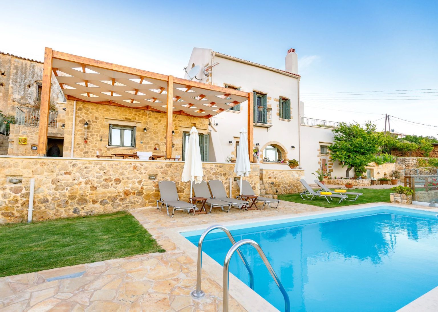 Property For Sale in Crete | Real Estate | Blue Skyline
